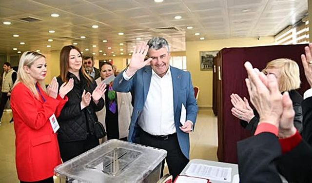 Balıkesir'de 244 bin kişi İmamoğlu için oy kullanıldı